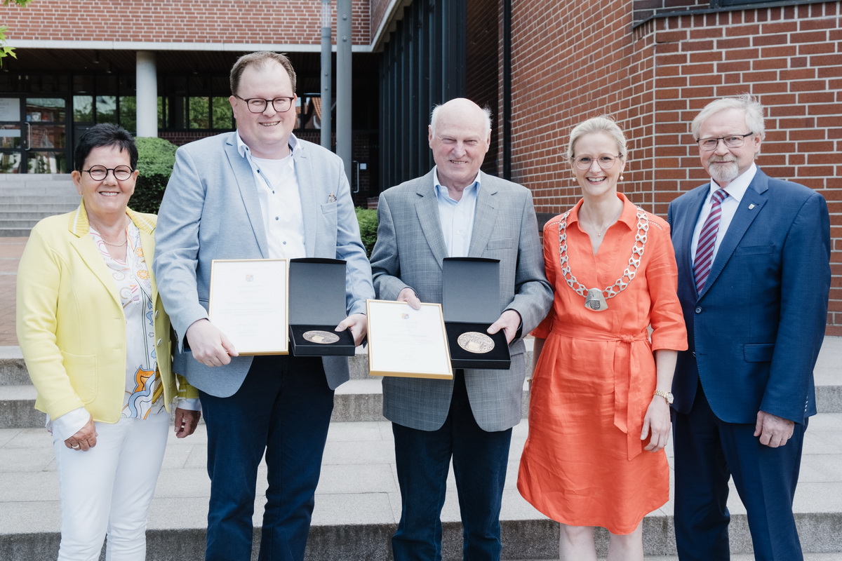 Rolfes und Becker sind die Stars des Ehrenamts in Lohne
